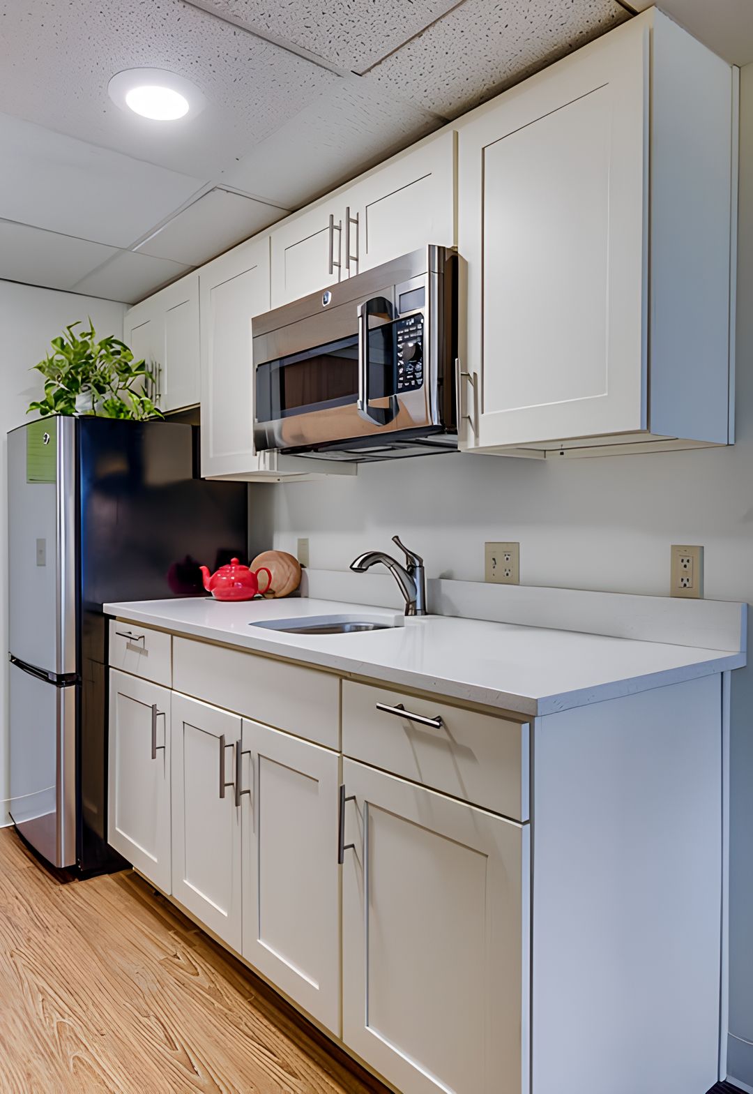 Fred Lind Manor (UPDATED) - Get Pricing & See 12 Photos in Seattle, WA