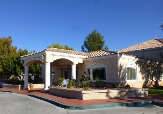 Foremost Senior Campus (UPDATED) - Get Pricing & See 10 Photos in ...