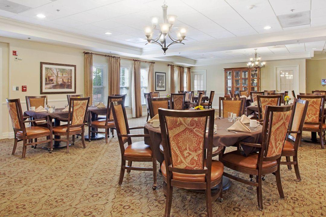 The 20 Best Assisted Living Facilities in Raleigh, NC | Seniorly
