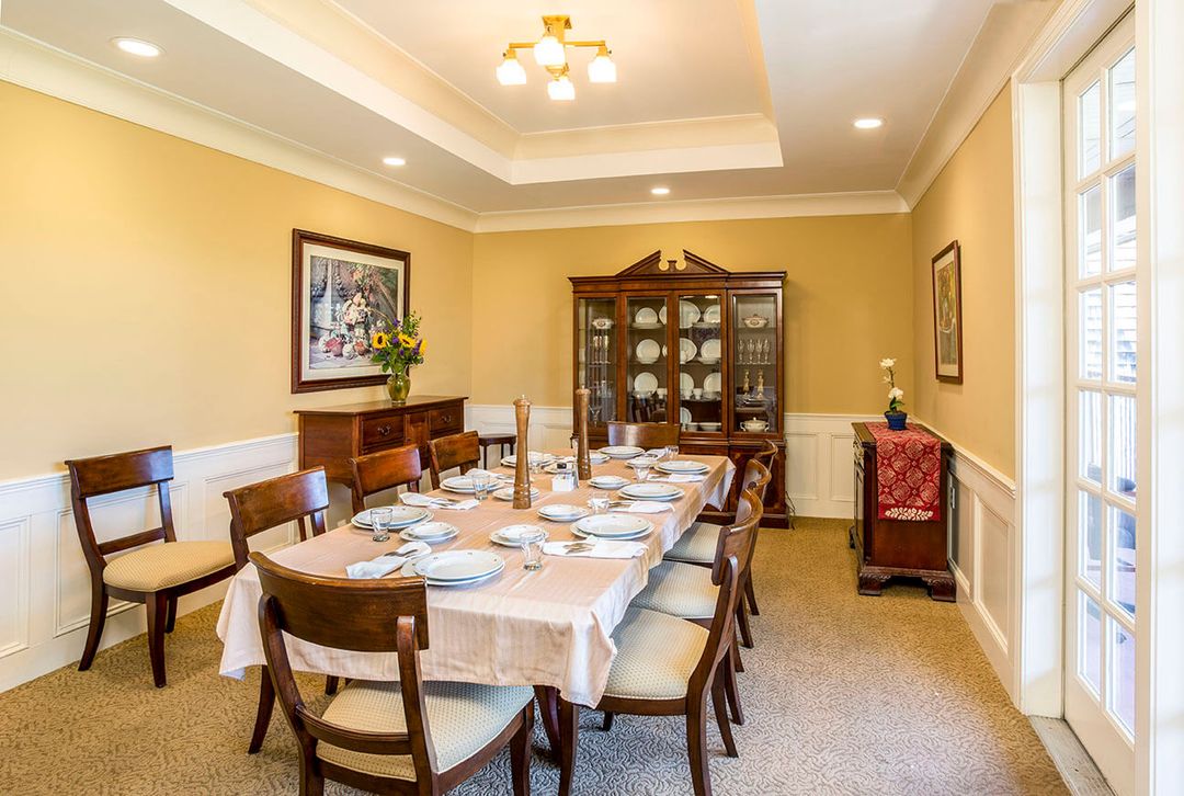 Benchmark Senior Living At Hamden (UPDATED) - Get Pricing & See 14 ...