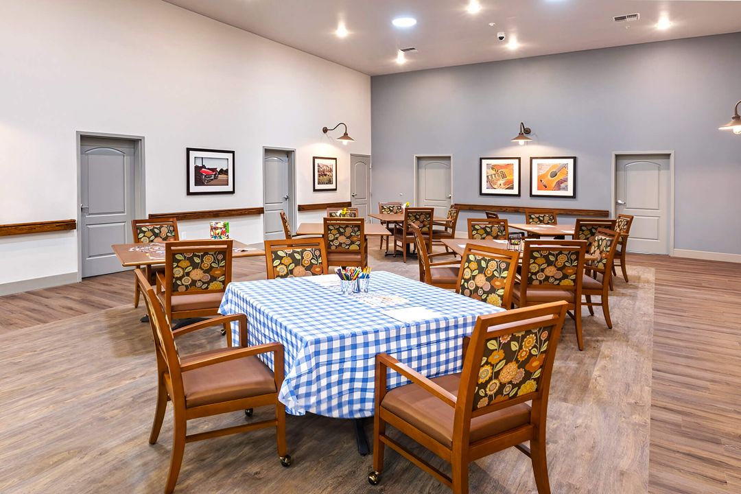 Ivy Park at San Lauren - Get Pricing & See 11 Photos in Bakersfield, CA