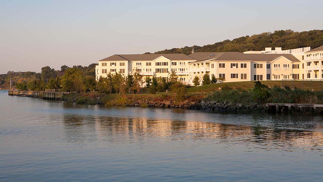 Atria On Roslyn Harbor (UPDATED) - Get Pricing, See 33 Photos & See ...