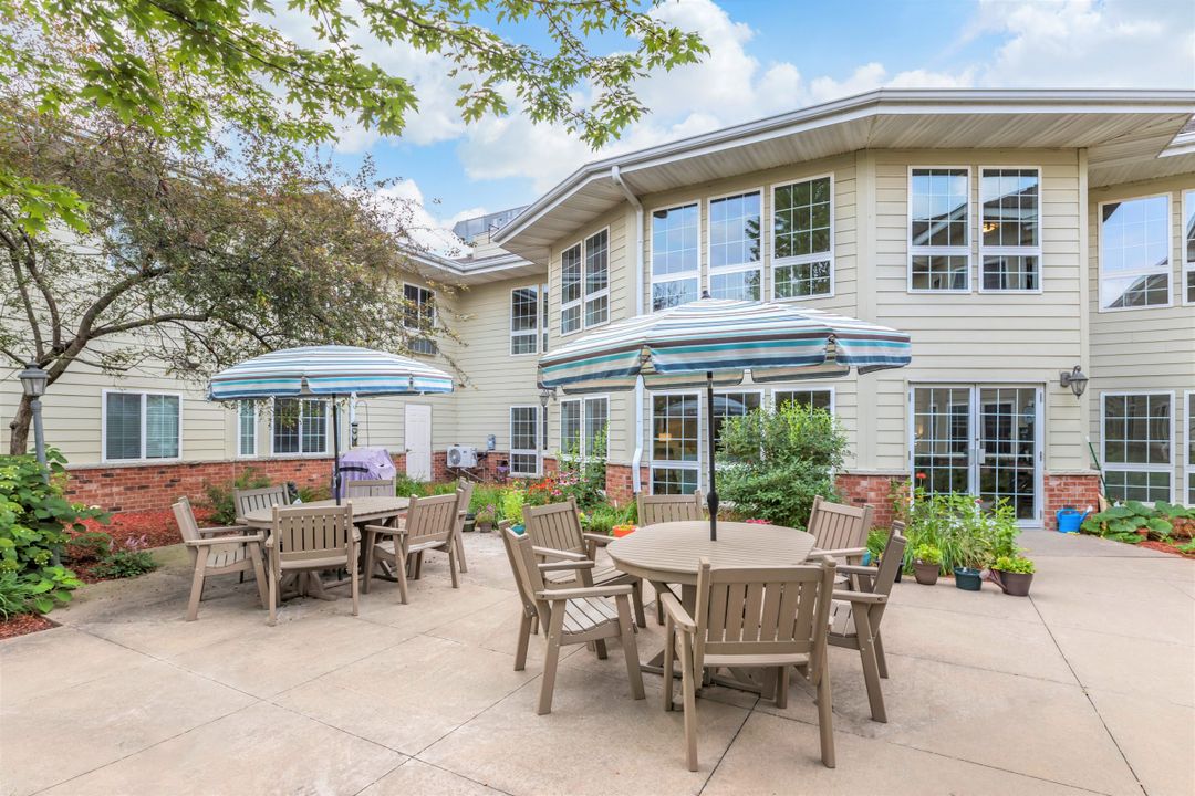 Legacy Senior Living - Get Pricing, See 28 Photos & See Floor Plans in ...