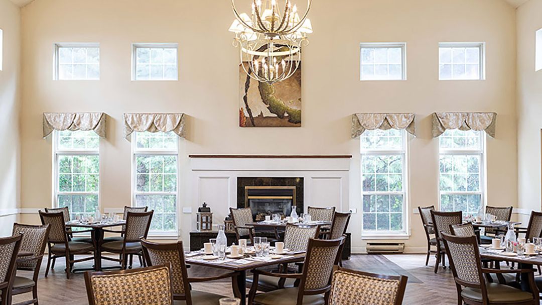 Holiday Lodge at Cold Spring (UPDATED) - Get Pricing, See 25 Photos ...