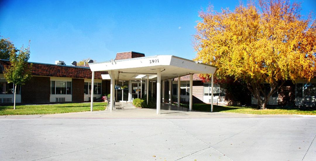 Mesa Manor Center (UPDATED) - Get Pricing & See 4 Photos in Grand ...