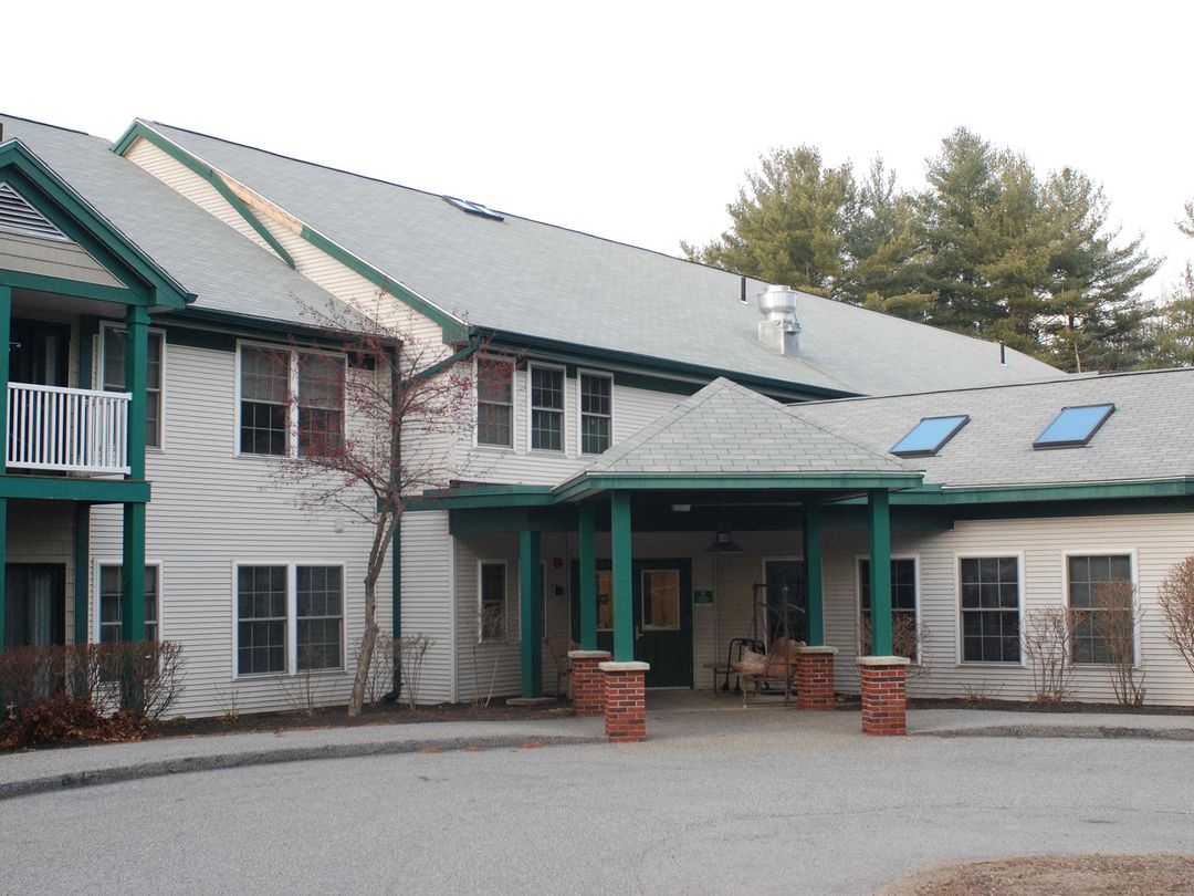 Mayflower Place - Get Pricing & See Photos in Sanford, ME