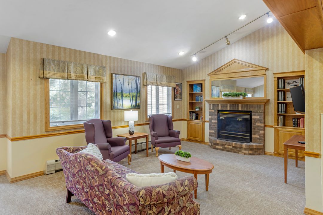 Brookdale Castle Gardens (UPDATED) - Get Pricing, See 17 Photos & See ...