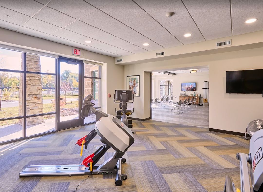 Eagle Point Senior Living - Get Pricing & See 9 Photos in Appleton, WI