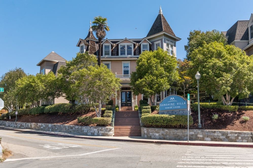 Sunshine Villa, A Merrill Gardens Community (UPDATED) - Get Pricing ...