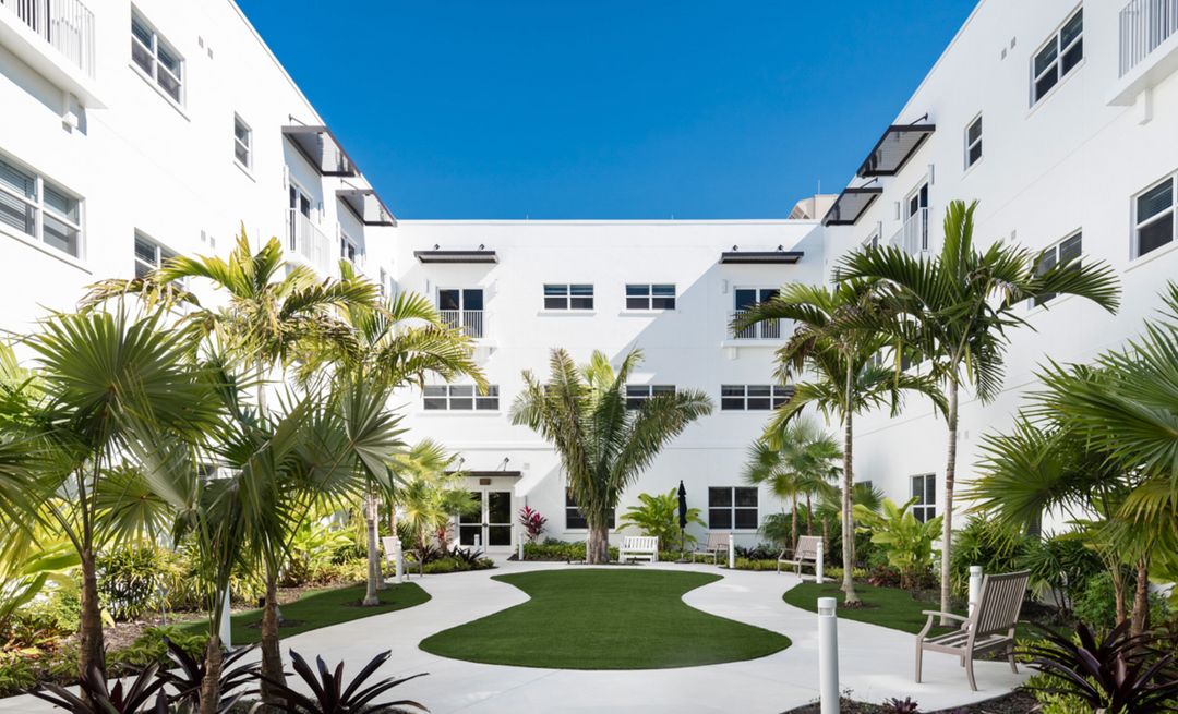 Amavida Living - Water's Edge (UPDATED) - Get Pricing, See 28 Photos ...