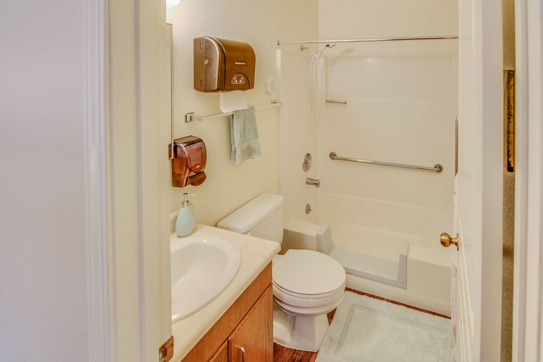 Arbor Village At Hillcrest (UPDATED) - Get Pricing, See 17 Photos ...