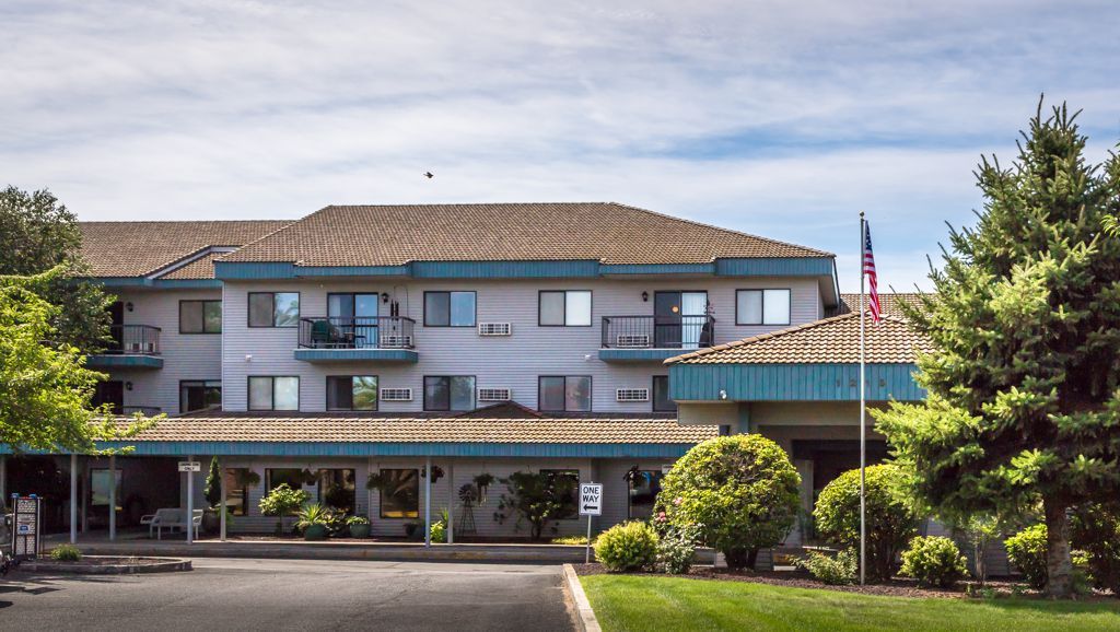 Evergreen Estates Retirement & Assisted Living Community - Get Pricing ...