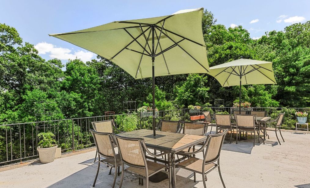 Springvale Inn (UPDATED) - Get Pricing, See 5 Photos & Read Reviews in ...