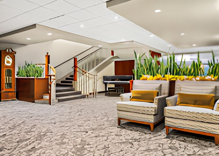 Cascade Manor (UPDATED) - Get Pricing & See 6 Photos in Eugene, OR