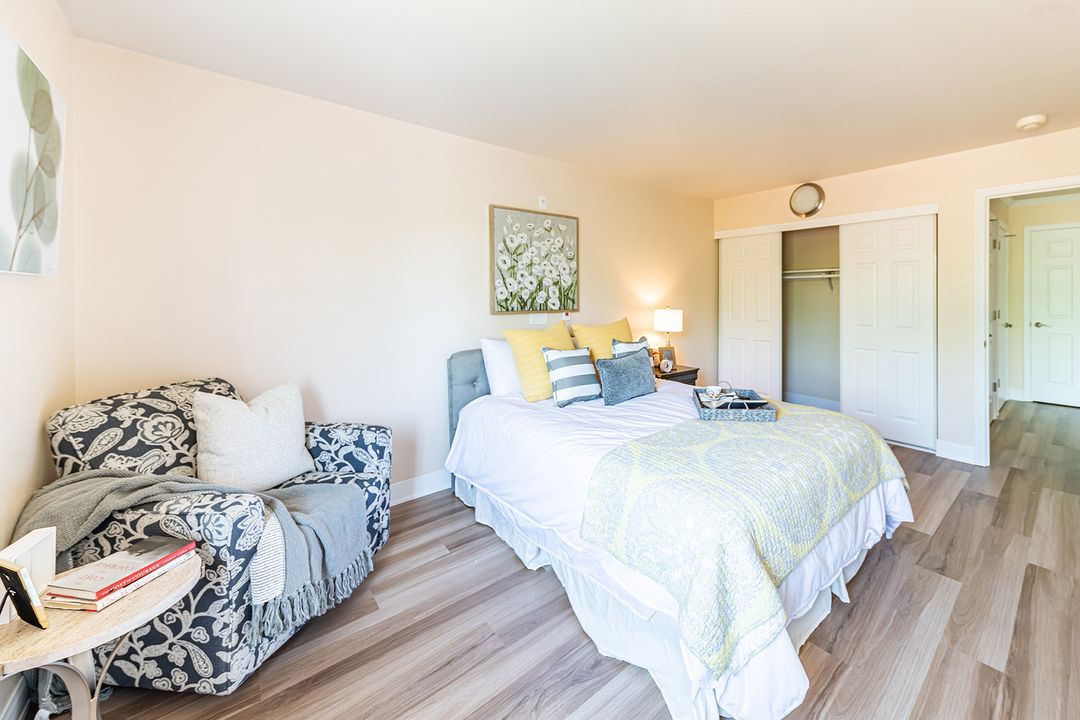 Courtyard At Mount Tabor (UPDATED) - Get Pricing, See 57 Photos & See ...