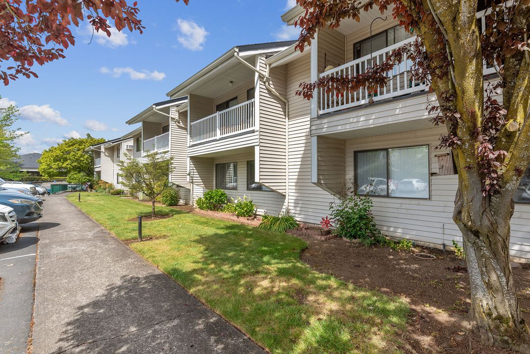 Holiday Summerfield Estates (UPDATED) - Get Pricing, See 34 Photos ...