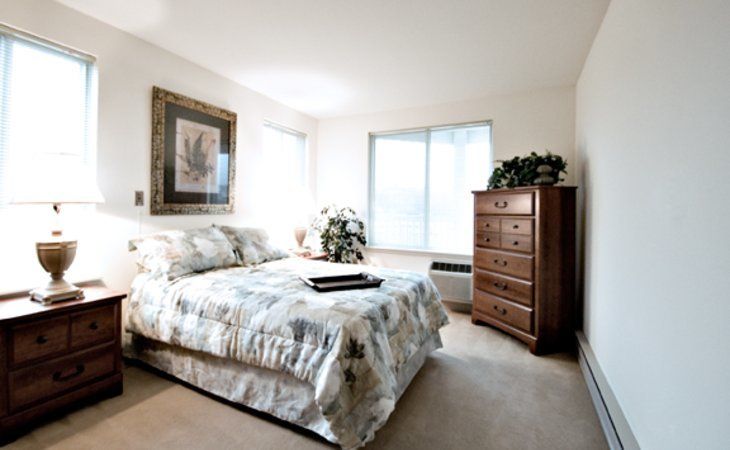 Hart Park Square Senior Living (UPDATED) - Get Pricing, See 33 Photos ...