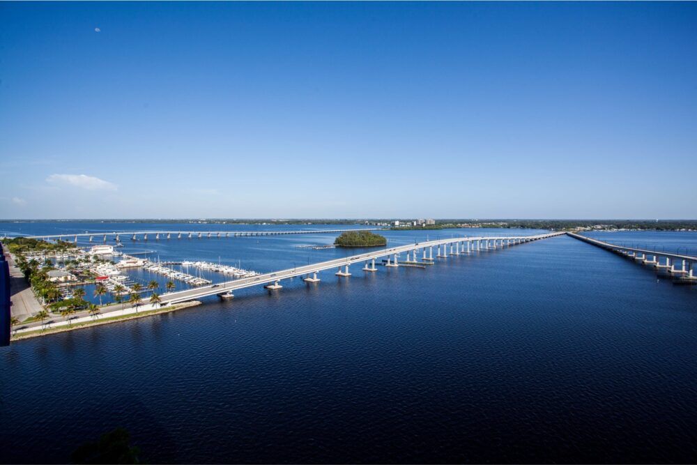 Calusa Harbour - Get Pricing, Photos, Reviews & Amenities in Fort Myers ...