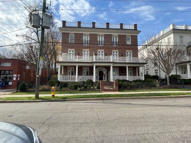 Hayes Barton Place - Get Pricing & See 19 Photos in Raleigh, NC