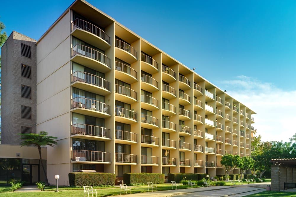 West Park Senior Living - Pricing, Photos & Amenities in San Dimas, CA ...