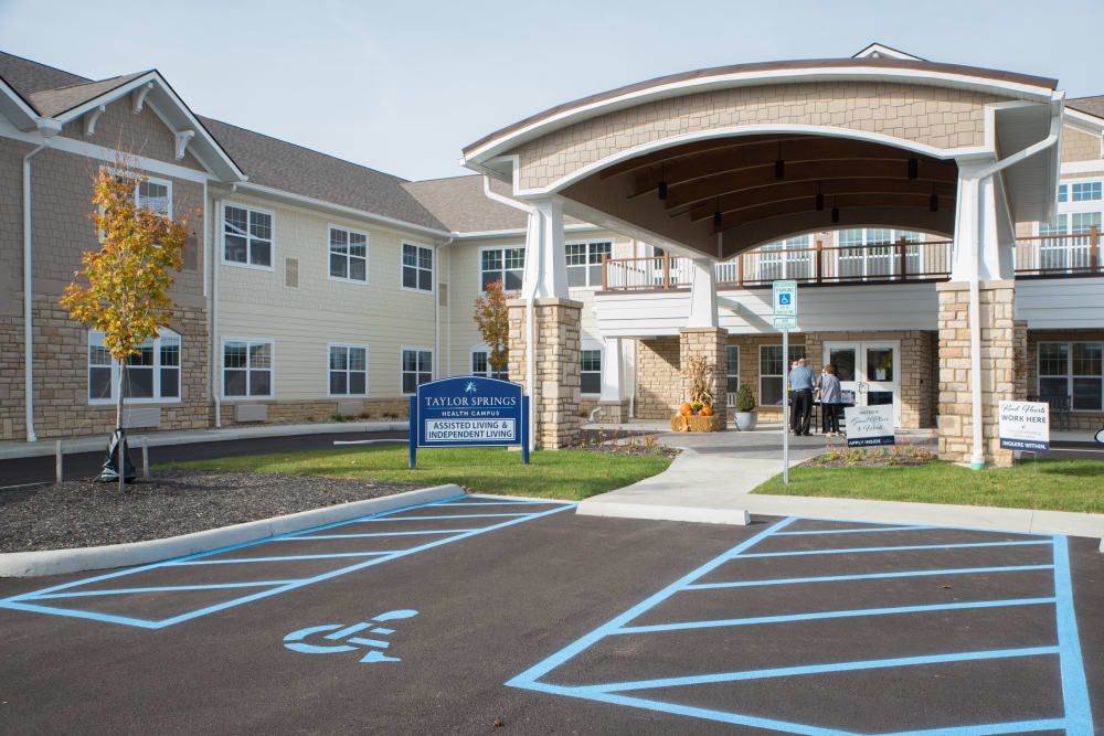 Taylor Springs Health Campus - Pricing, Photos & Amenities in Columbus, OH