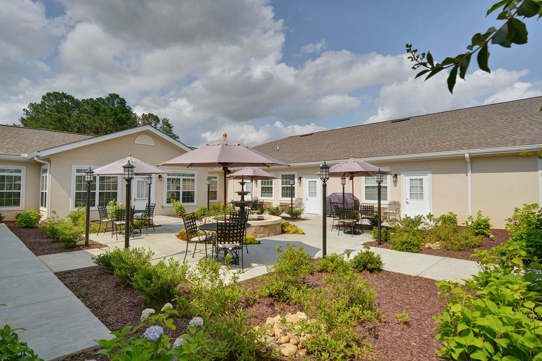 Benton Manor Of Stockbridge - Pricing, Photos and Floor Plans in ...