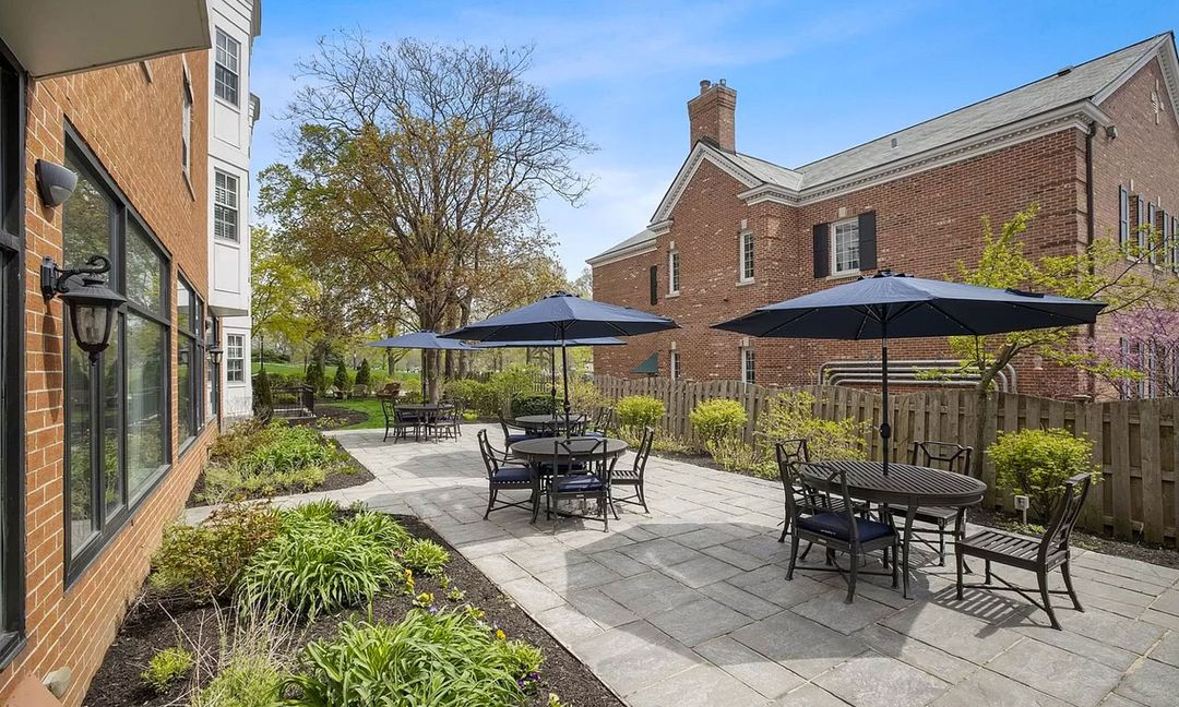 Overlook Village (UPDATED) - Get Pricing, See 49 Photos, Read Reviews ...