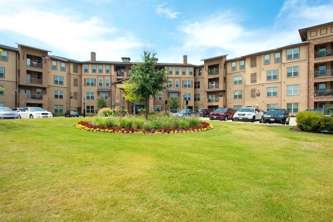 Discovery Village At Alliance Town Center