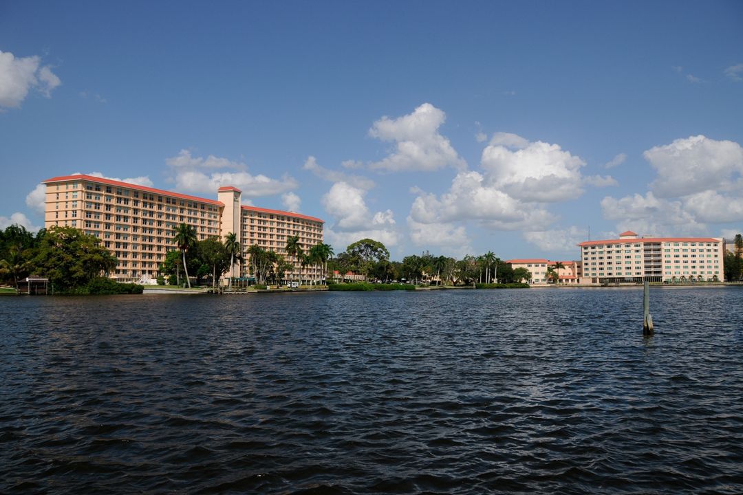 The 6 Best Continuing Care Retirement Communities in Oneco, FL | Seniorly