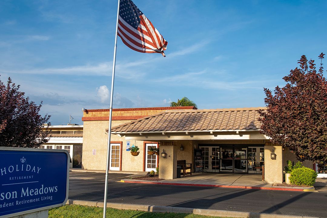 The 8 Best Independent Living Communities in Phoenix, AZ | Seniorly