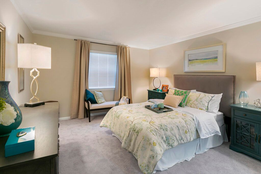 Laurel Circle (UPDATED) - Get Pricing, See 53 Photos & See Floor Plans ...