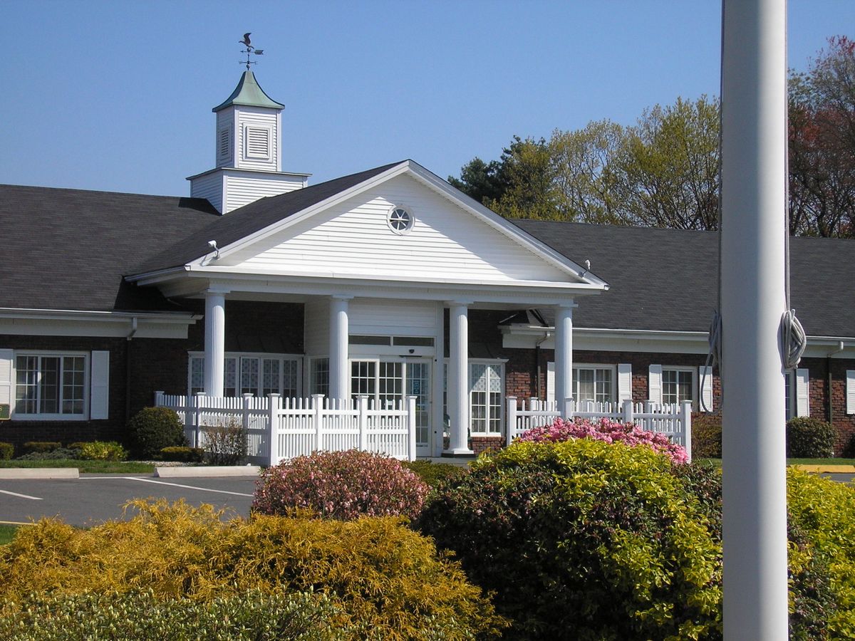 Manchester Manor (UPDATED) - Get Pricing & See 23 Photos in Manchester, CT