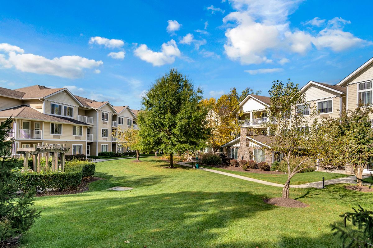 Chesterfield Heights Gracious Retirement Living (UPDATED) - Get Pricing ...