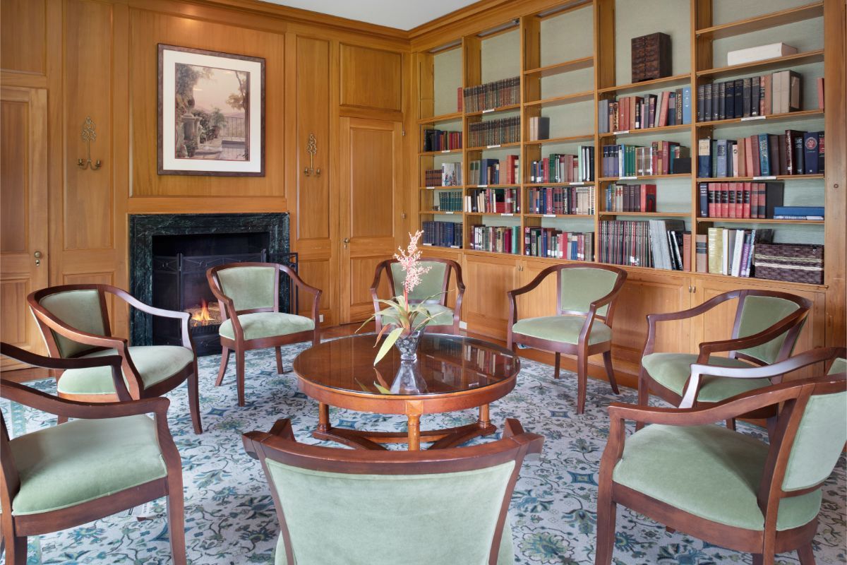 The Quadrangle (UPDATED) - Get Pricing, See 32 Photos & See Floor Plans ...