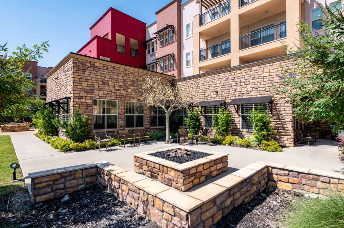 Alexis Estates Gracious Retirement Living (UPDATED) - Get Pricing, See ...