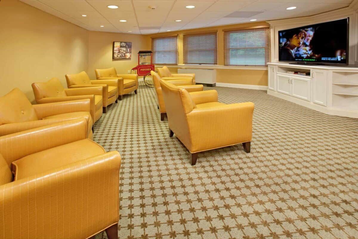 The Pines of Mount Lebanon (UPDATED) - Get Pricing & See 37 Photos in ...