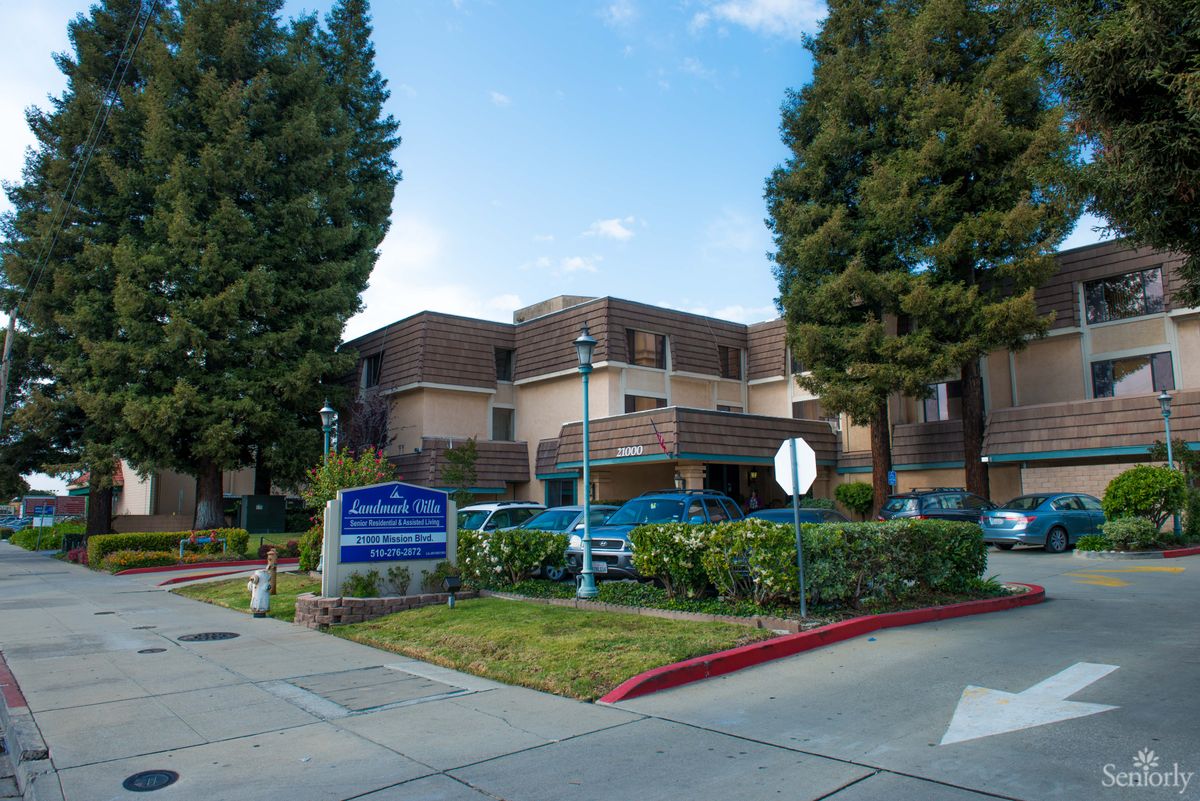 Landmark Villa (UPDATED) - Get Pricing & See 23 Photos in Hayward, CA