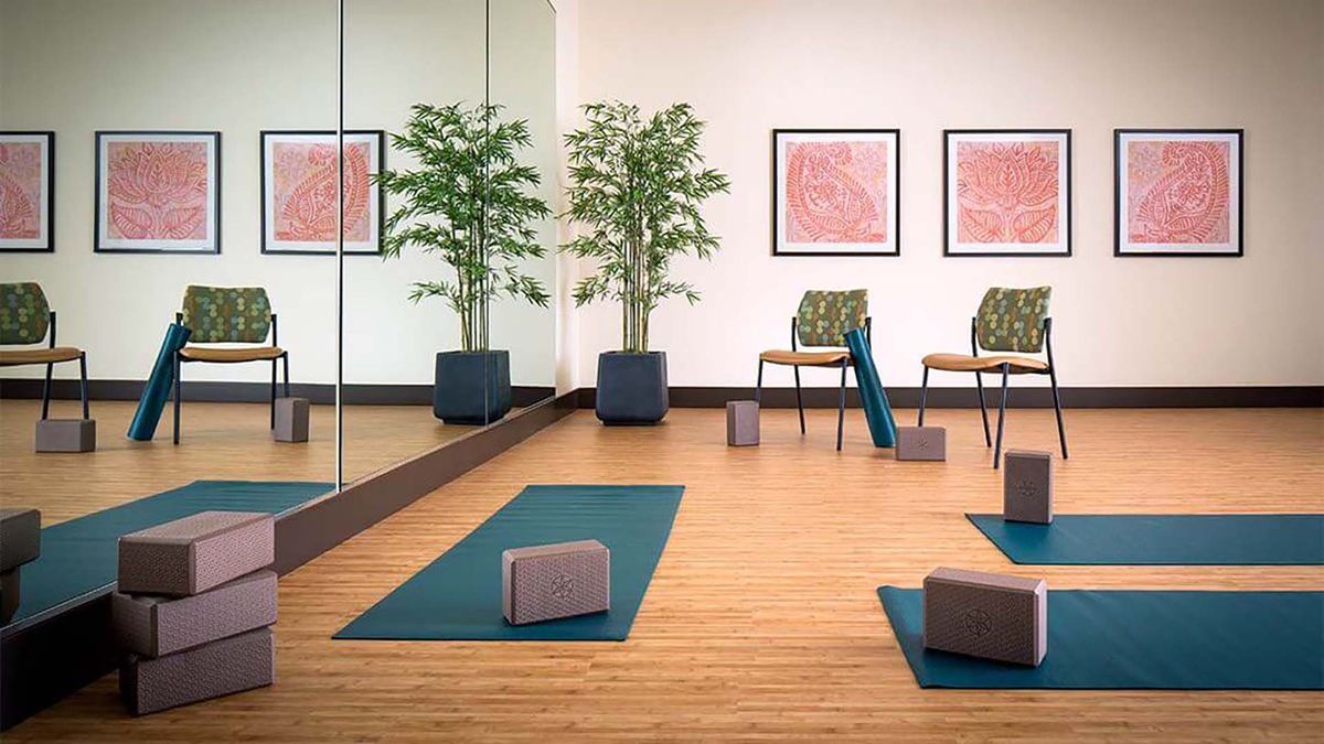 Atria At Foster Square (UPDATED) - Get Pricing, See 52 Photos, Read ...