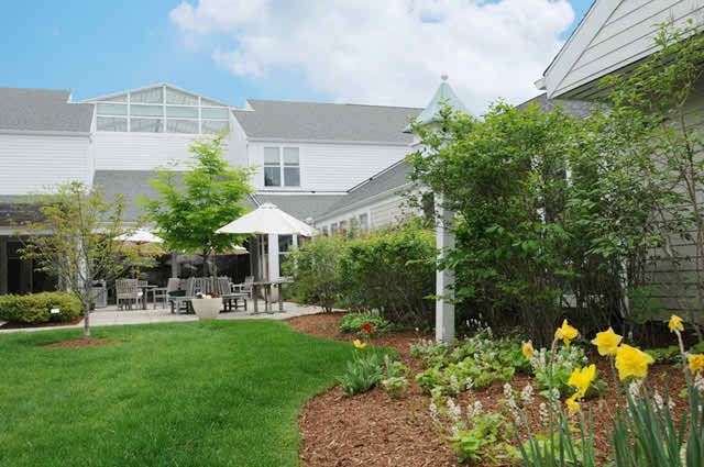 Duncaster (UPDATED) - Get Pricing & See 10 Photos in Bloomfield, CT