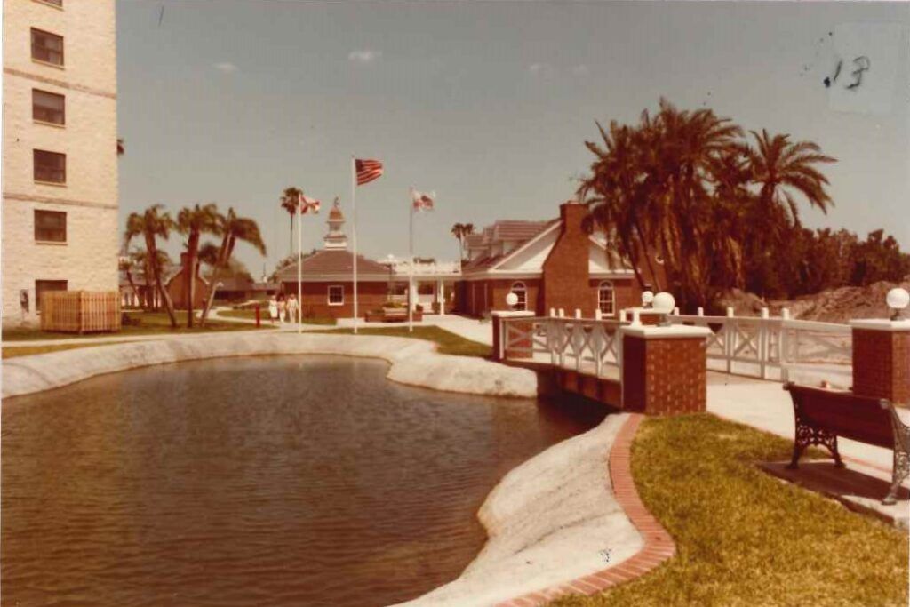 Freedom Square Of Seminole (UPDATED) - Get Pricing & 25 Photos in ...