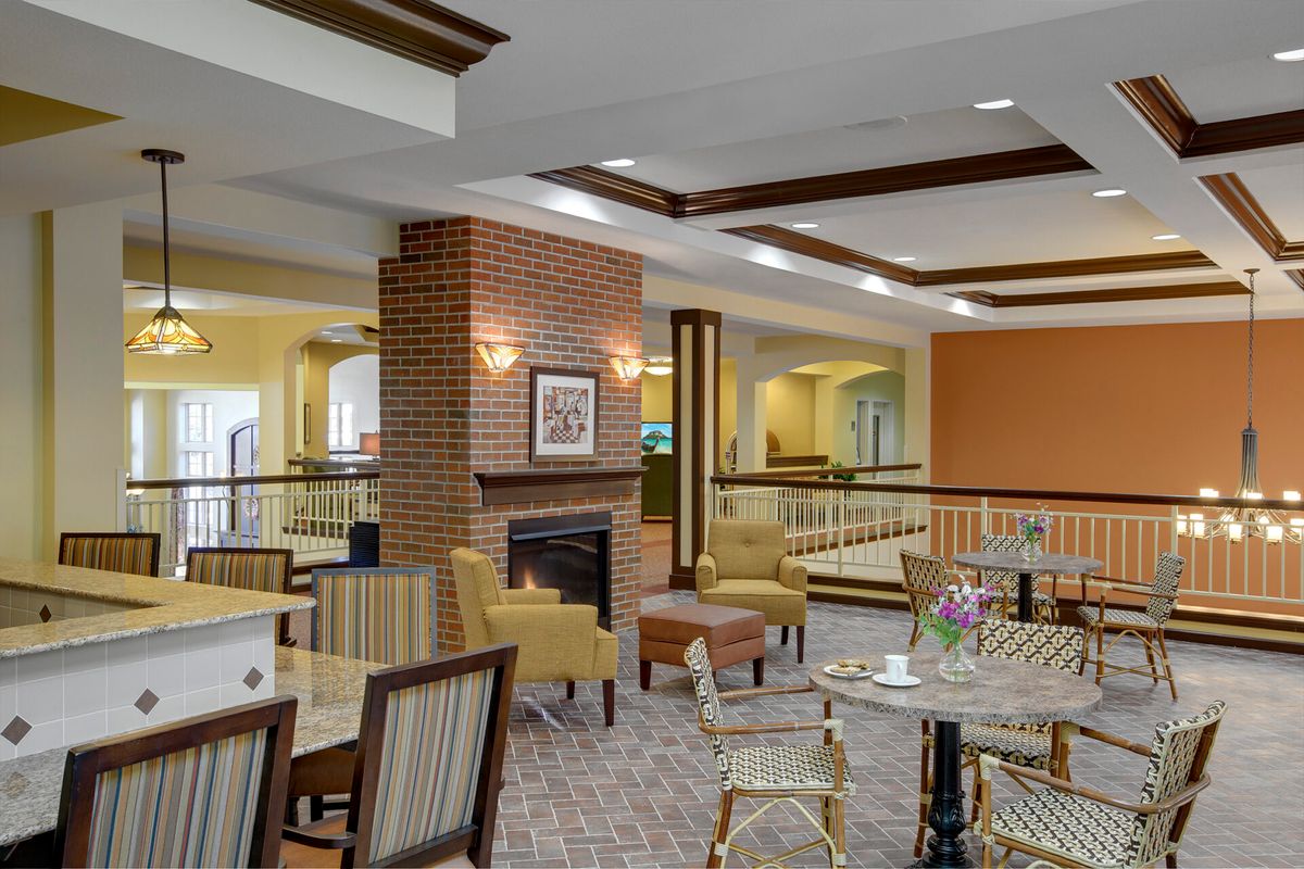 Farmington Station (UPDATED) - Pricing & 23 Photos in Farmington, CT