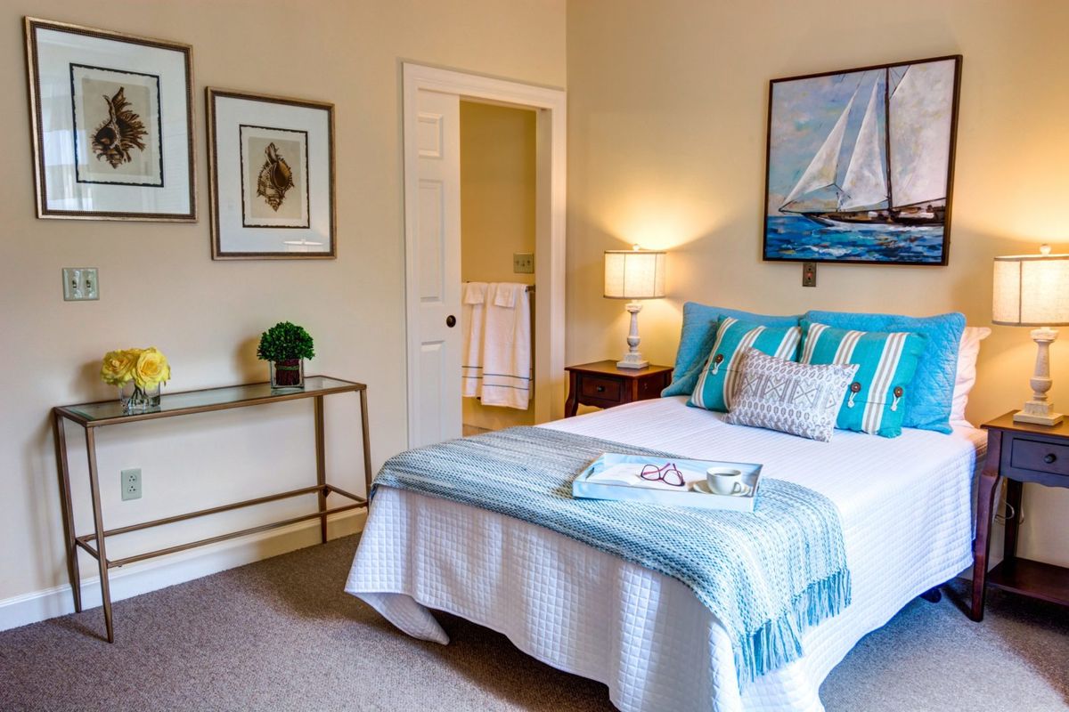 Symphony Manor (UPDATED) - Get Pricing & See 13 Photos in Baltimore, MD