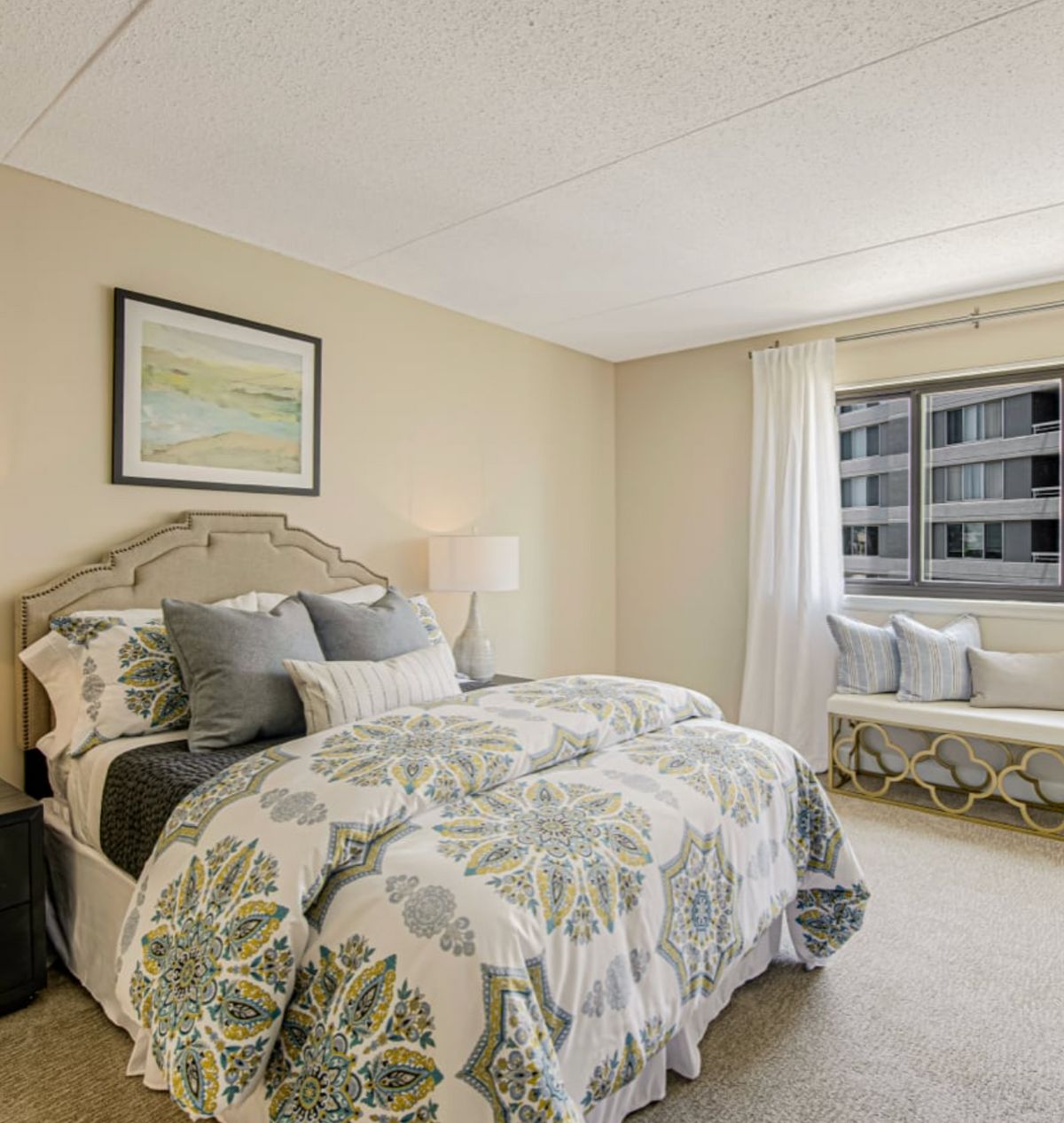 Fountainview at Logan Square (UPDATED) - Get Pricing & See 17 Photos in ...