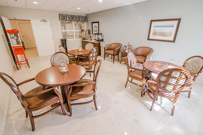 Brookdale Lake Orienta (UPDATED) - Get Pricing, See 15 Photos & See ...