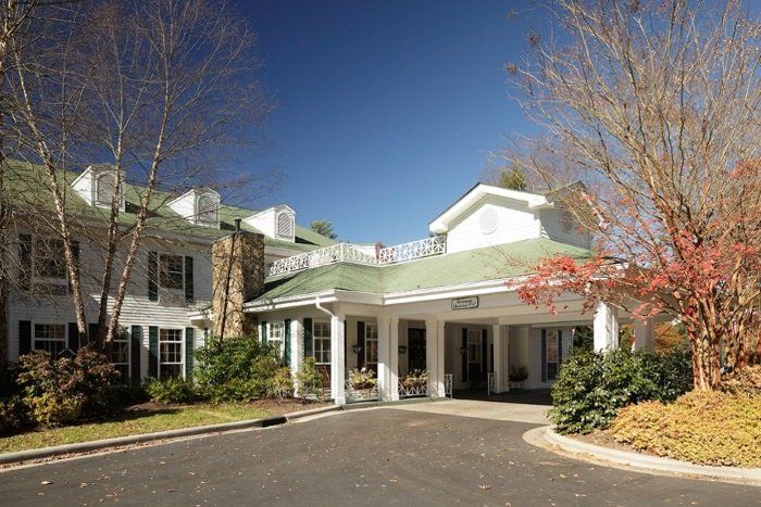 The 20 Best Assisted Living Facilities in Asheville, NC | Seniorly