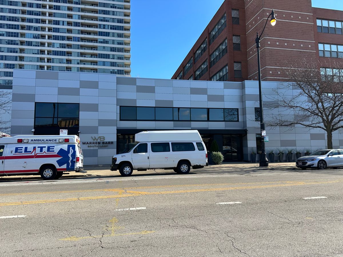 Warren Barr South Loop (UPDATED) - Get Pricing & See 16 Photos in ...