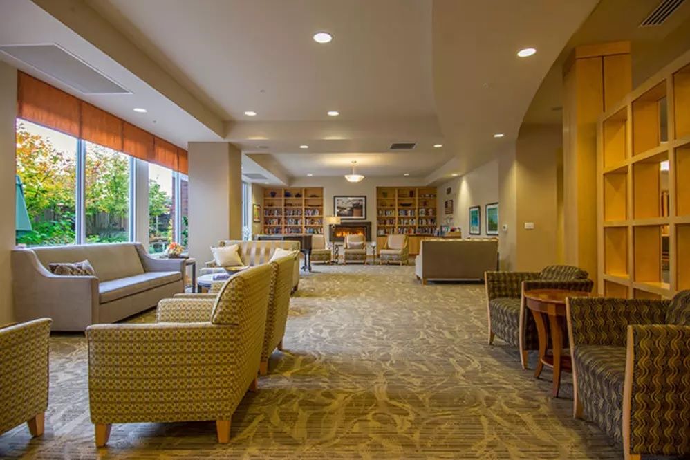 Ballard Landmark (UPDATED) - Get Pricing & See 9 Photos in Seattle, WA