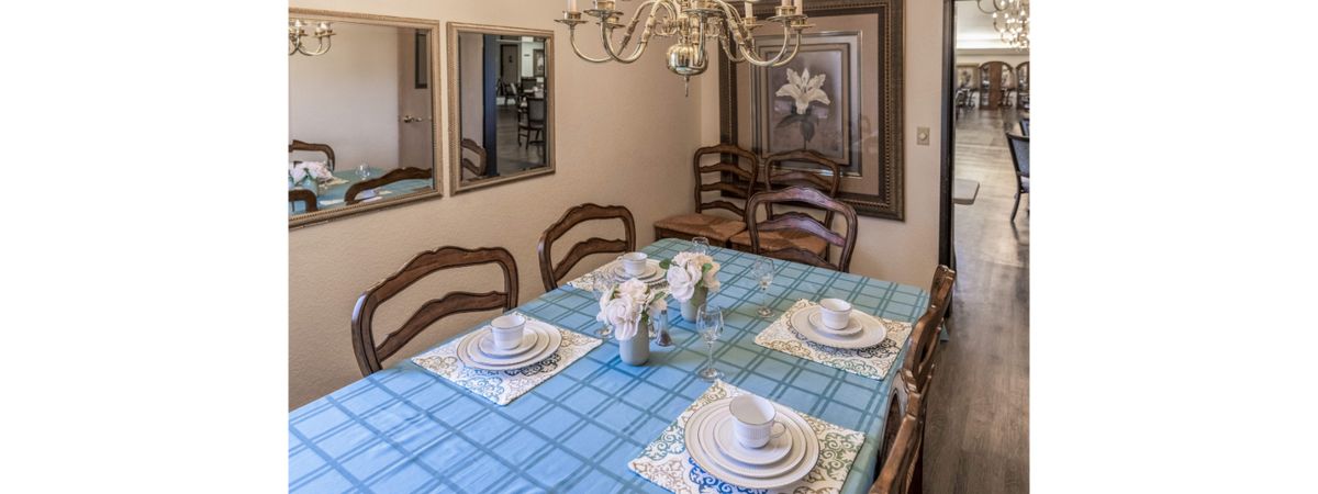 Parkrose Chateau Gracious Retirement Living (UPDATED) - Get Pricing ...