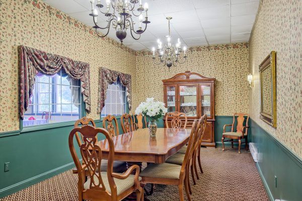 Juniper Village at the Shenango Inn (UPDATED) - Get Pricing & See 6 ...