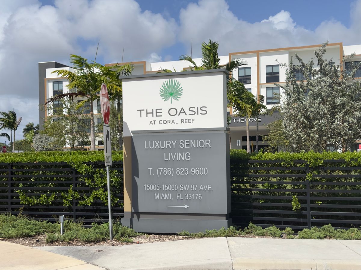 The Oasis at Coral Reef (UPDATED) - Get Pricing, See 22 Photos & Read ...